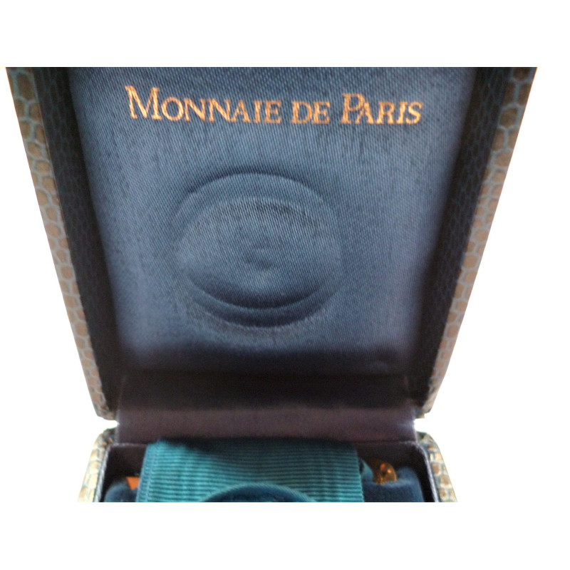 France National Order of Merit, Officer’s Medal