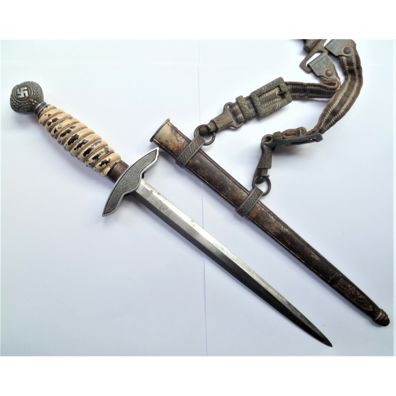 WWII German Luftwaffe 2nd Pattern Dress Dagger By Robert Klaas
