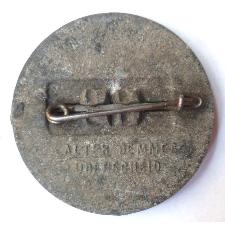 WW2 German May Day Tinnie 1938 Third Reich Insignia