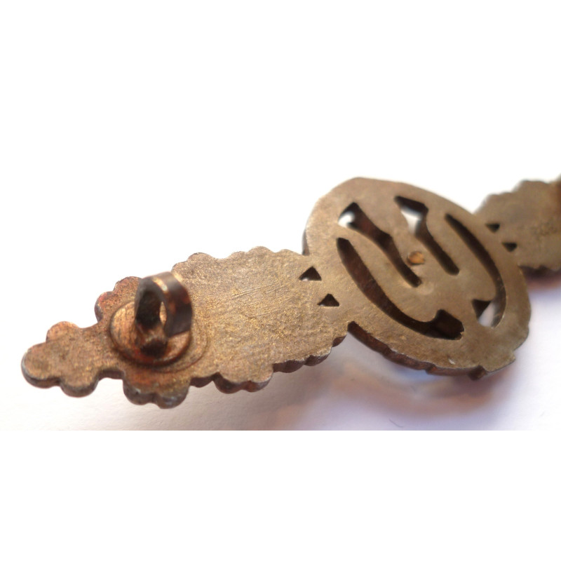 WW2 German Luftwaffe Bomber Clasp F & BL Third Riech