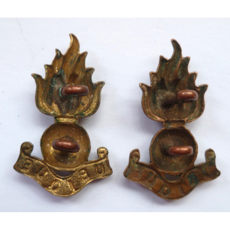 Pair Engineers Collar Badges Military insignia