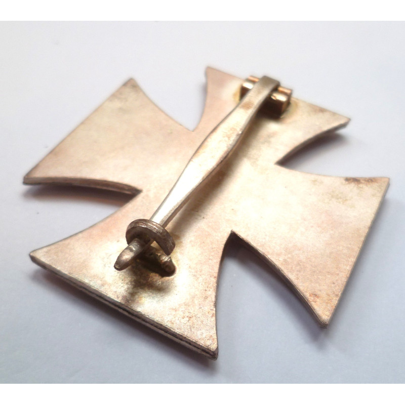 WW2 Iron Cross 1st Class Non Maker Marked