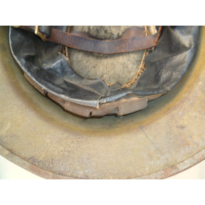 WW1 British Brodie Helmet - Sand Finish