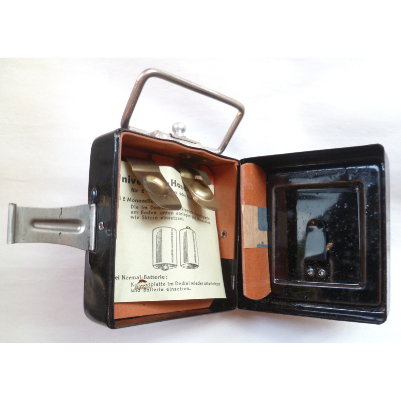 WW2 German Flash Light in Original Box Original item with matching RBNr