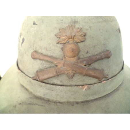 WW2 Italian Artillery Tropical Sun Helmet. Italy army badges and insignia