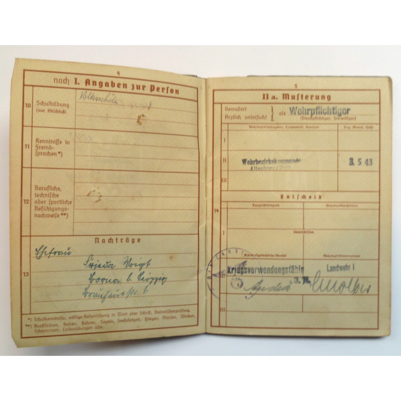 WW2 German Wehrpass To Heer Willy Voigt - Third Reich Insignia