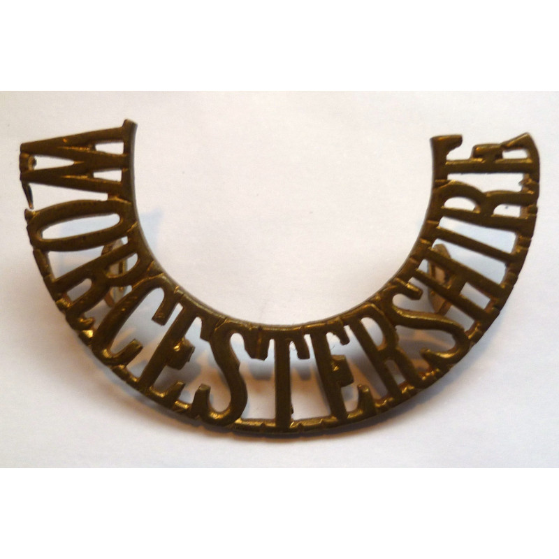 Worcestershire Regiment Brass Shoulder Title - British Military insignia