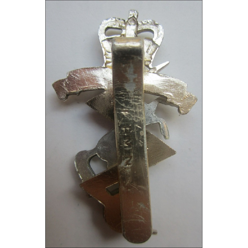 British Army Royal Electrical Mechanical Engineers REME Cap Badge.