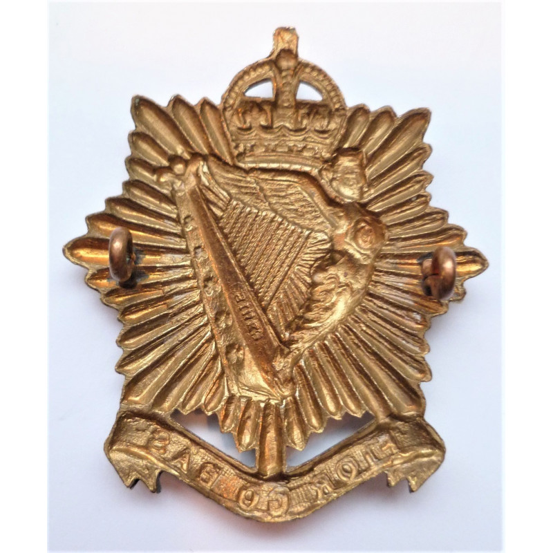 The Irish Regiment Of Canada Cap Badge Irish Army World War Two WW2